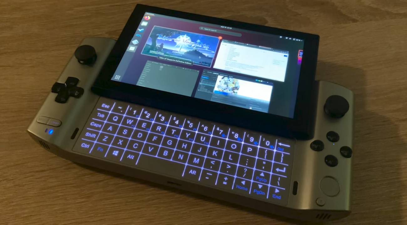 GPD Win 3 vs Aya Neo Pro: Which is the Best Handheld in 2022?