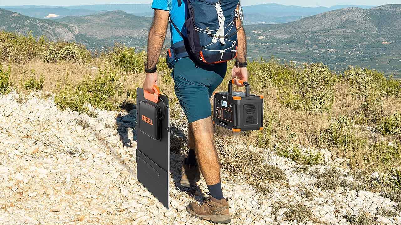 GRECELL Solar Panel 100W and Portable Power Station 500W: Best Duo